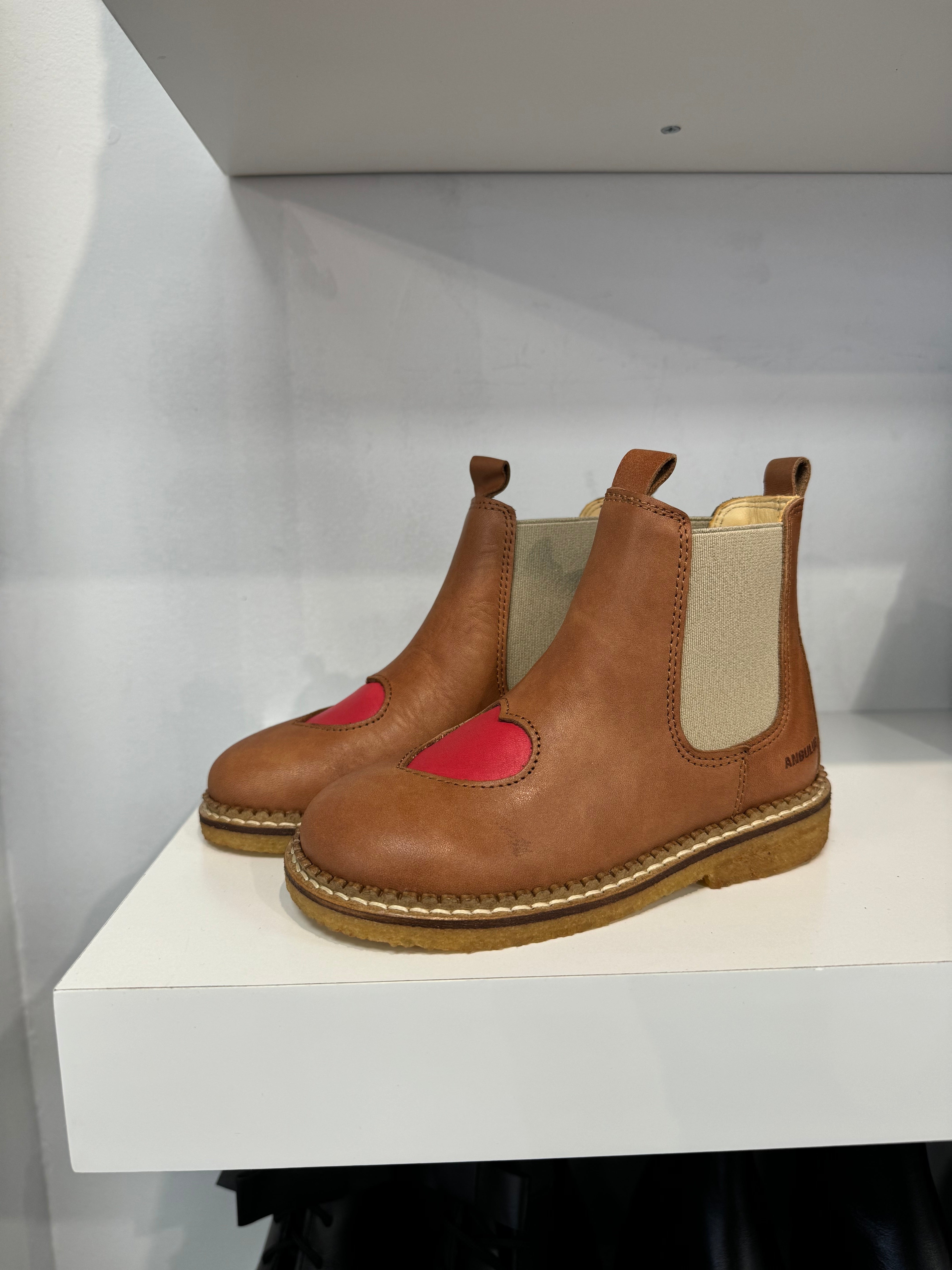 Browse Girls – Hal Shoes New Jersey